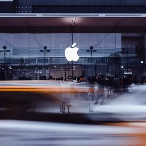 Apple Store Locations in Massachusetts 2025 Updated - Hours & Open Now